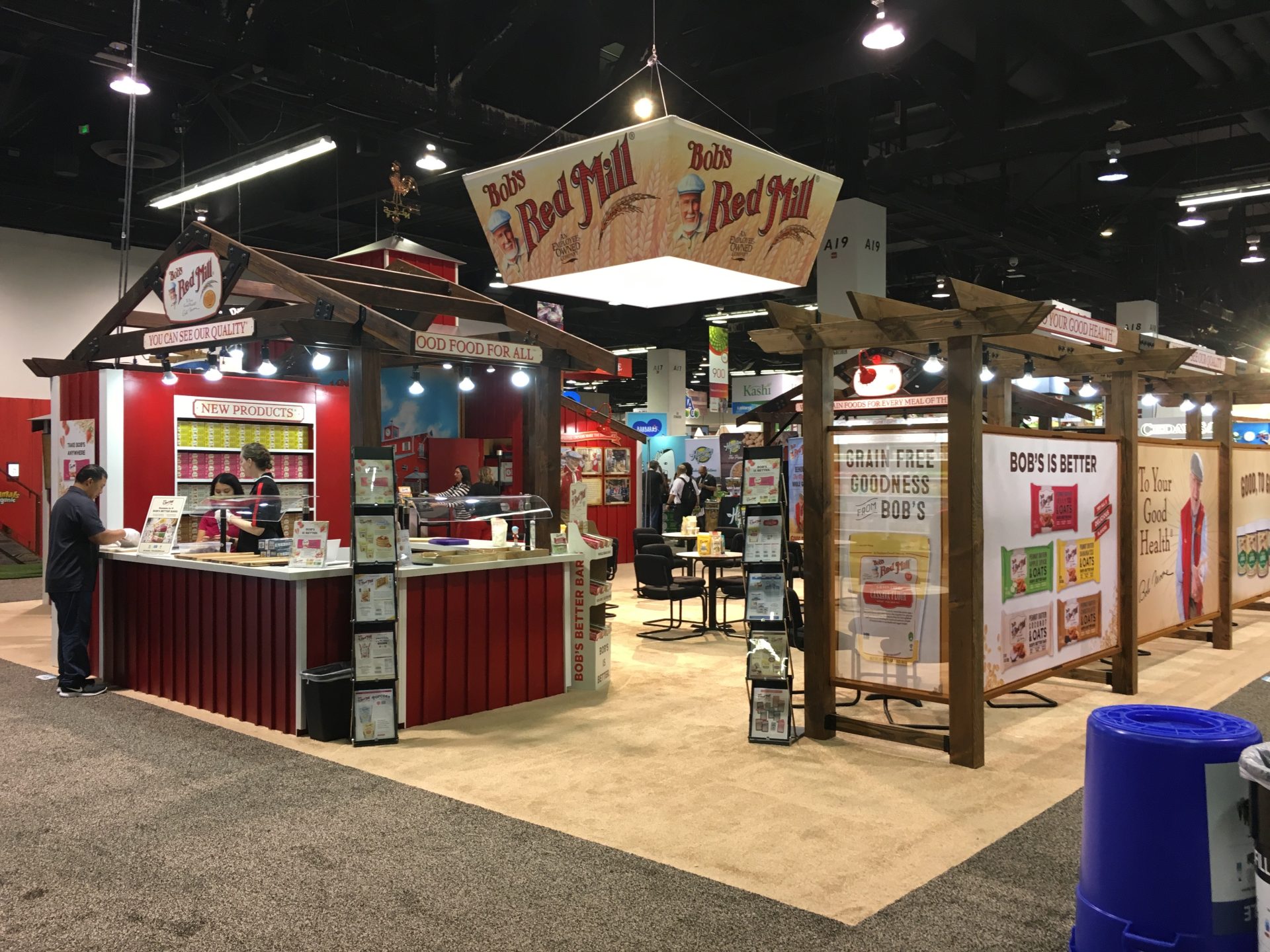 Custom tradeshow booth Archives - TradeshowGuy Blog